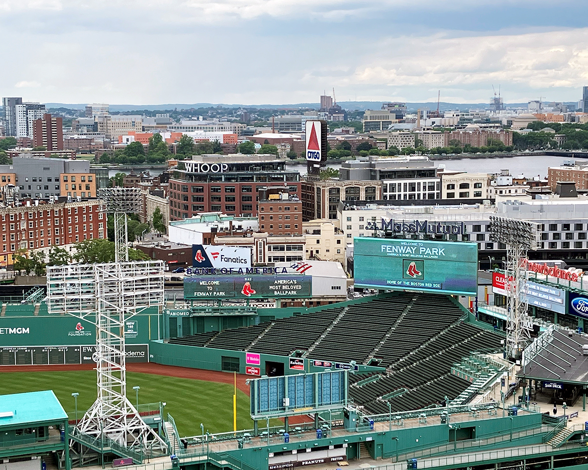 The Viridian Roof Deck Retreat - Maglin