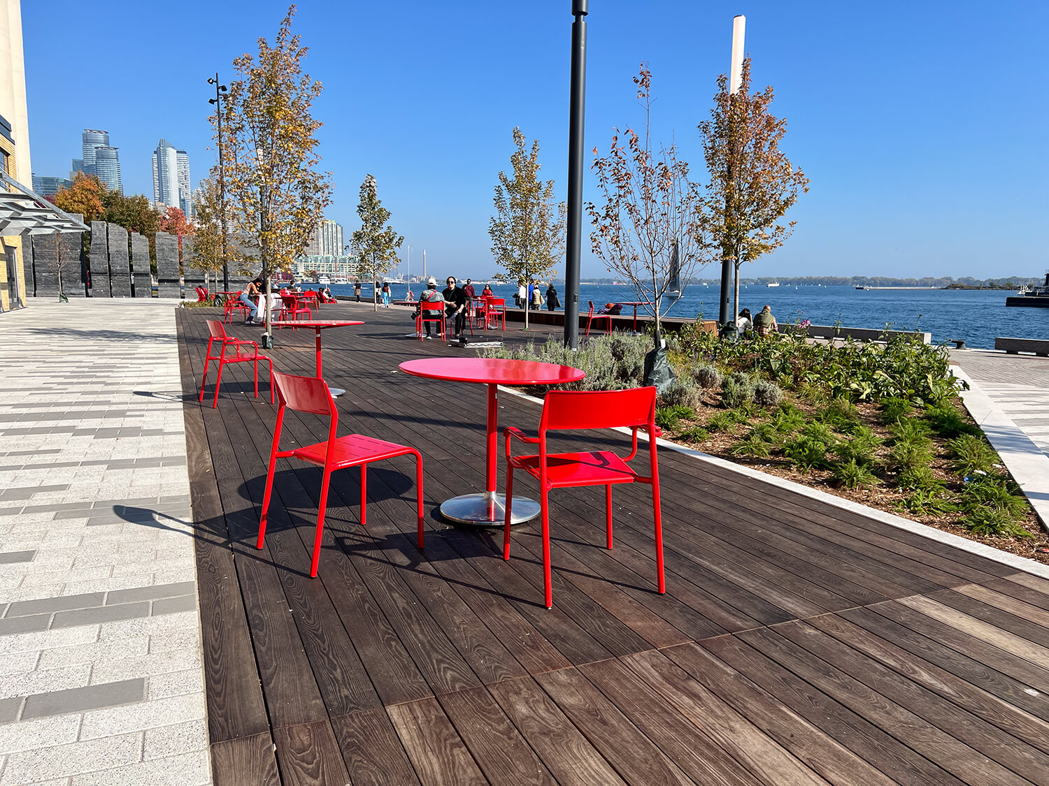 Bathurst Quay Common: Toronto's Newest Waterfront Gem - Maglin
